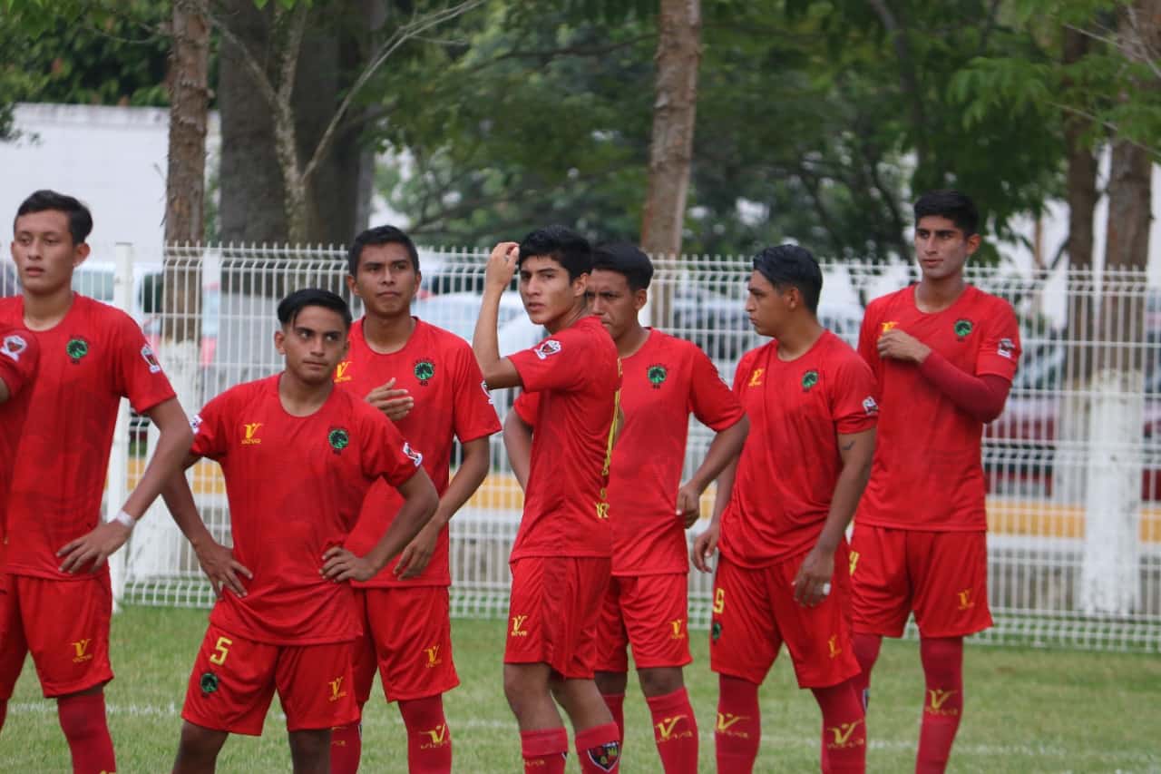 El equipo de Felinos inicia el torneo de manera destacada