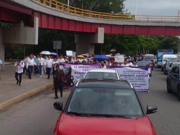 Estudiantes de la UJAT marchan por justicia para Estefany Álvarez