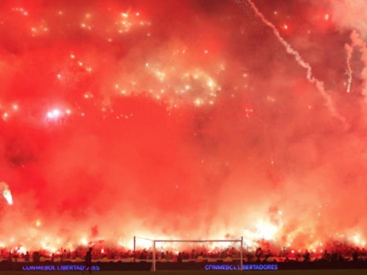 Clausuran Estadio De River Plate Por Show De Pirotecnica